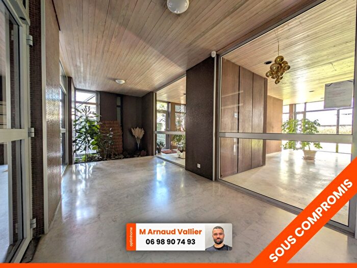 Appartement à vendre - Roanne, Centre-ville, Varenne - 4 pièces - 3 chambres