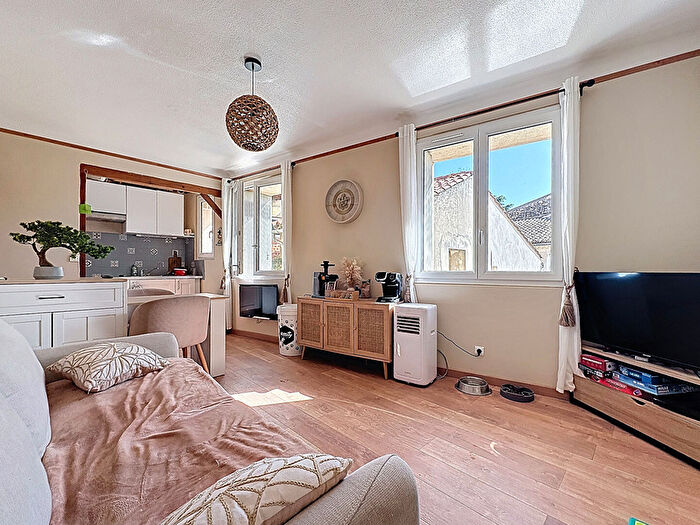 Appartement à vendre - Bagnols-sur-Cèze, Les Escanaux - 2 pièces - 1 chambre