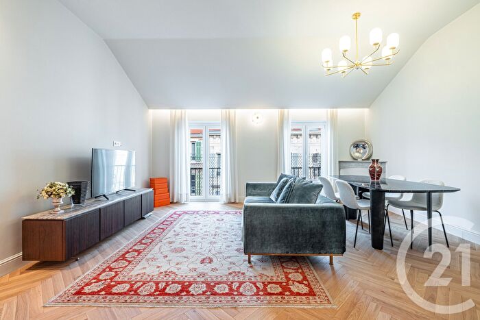 Appartement 3 pièces à vendre à Nice, Carabacel