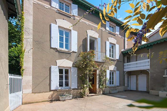 Maison 8 pièces à vendre - Chasselay