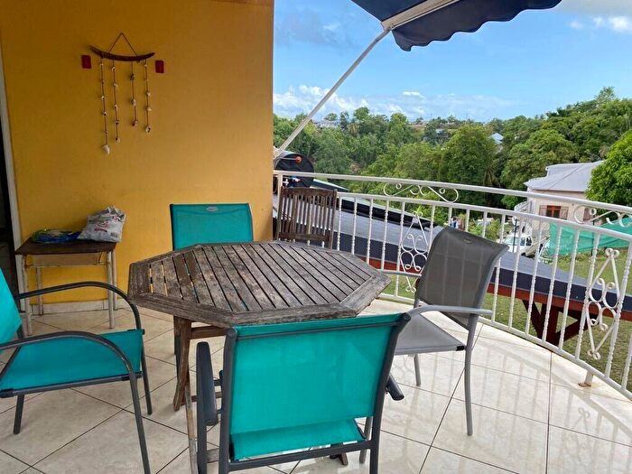 Maison à louer - Sainte-Anne - 3 pièces - 2 chambres