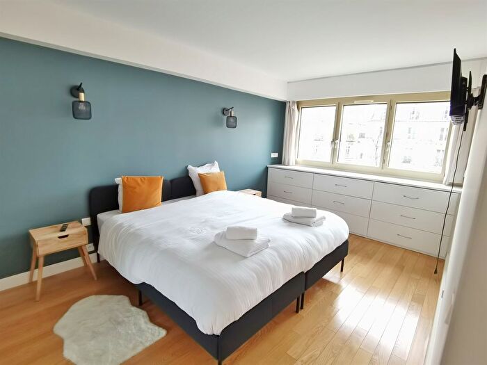 Appartement 2 pièces à louer à Paris 8ème, Hoche Friedland