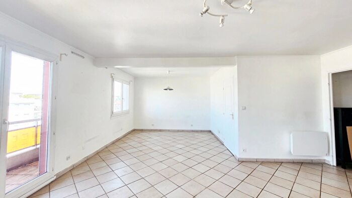 Villeurbanne, Grand Clément : Appartement 5 pièces à vendre