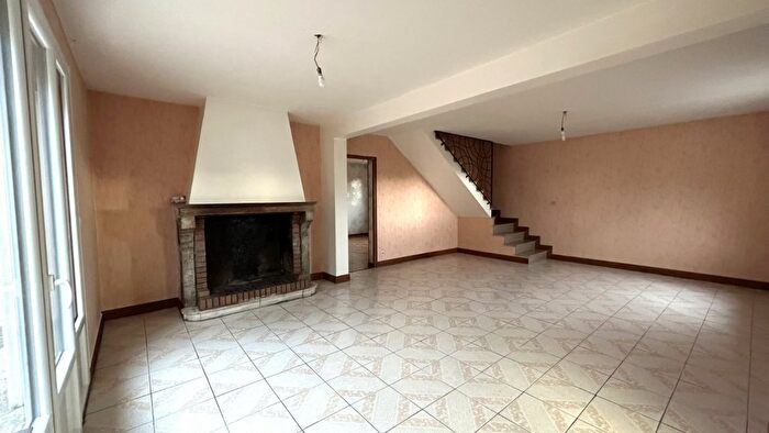 Izeure : Maison 5 pièces à louer