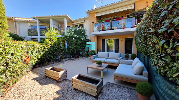 Appartement à vendre - Fréjus, Saint-Aygulf - 3 pièces - 2 chambres