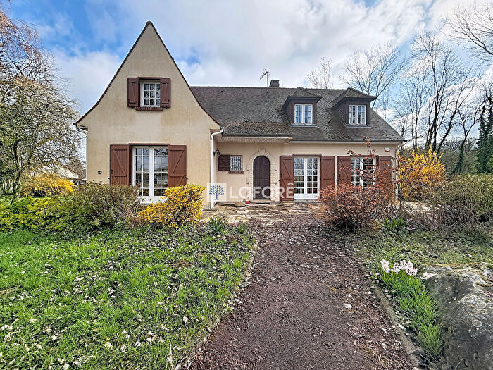 Maison à vendre - Saint-Gobain - 8 pièces - 6 chambres