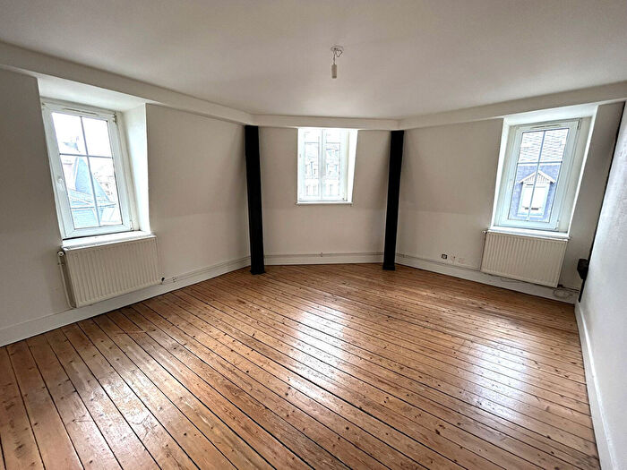 Appartement à louer - Strasbourg, Tribunal, Les Halles, Poincaré - 4 pièces - 3 chambres