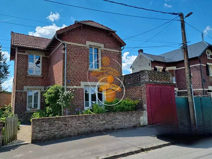 Maison à vendre - Charmes - 5 pièces - 4 chambres