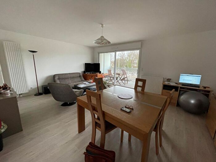 Vannes, Nord Est : Appartement 3 pièces à louer