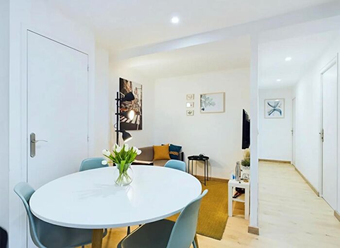 Appartement à vendre - Caen, Sainte-Thérèse, Demi-Lune - 5 pièces - 4 chambres