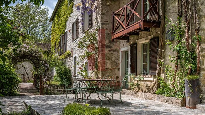 Maison à vendre - Grez-sur-Loing - 15 pièces - 6 chambres