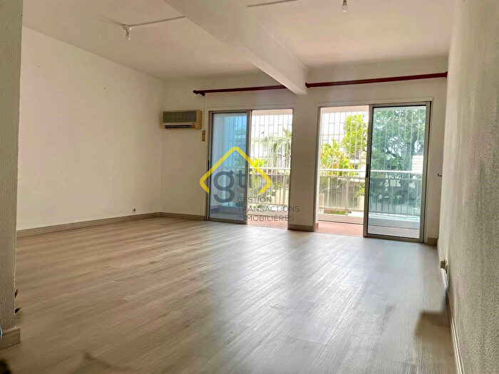 Appartement à louer - Saint-Denis, Centre-ville - 3 pièces - 2 chambres