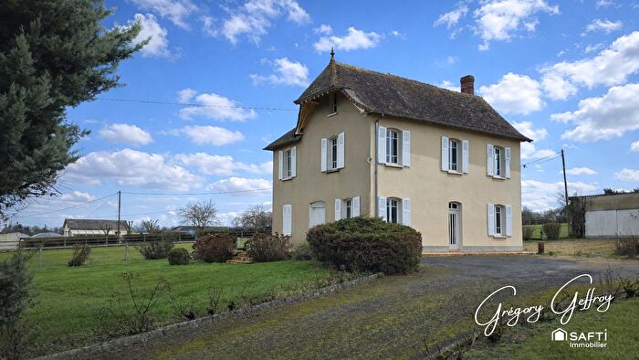 Maison à vendre - Saint-Pierre-sur-Dives - 6 pièces - 4 chambres