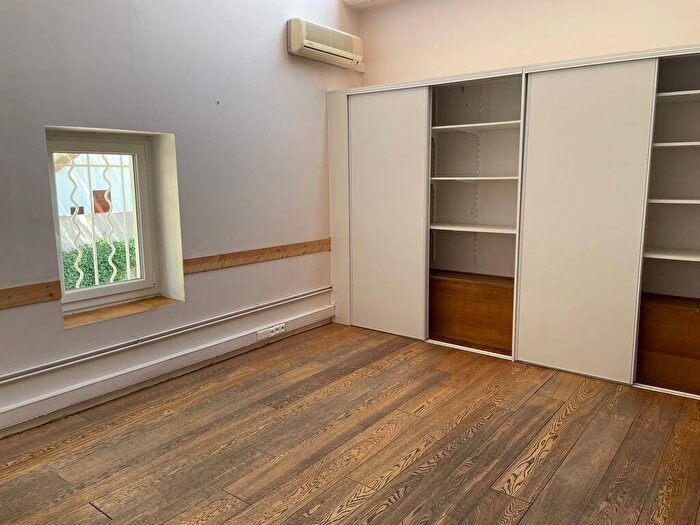 Appartement 6 pièces à Nîmes, à louer