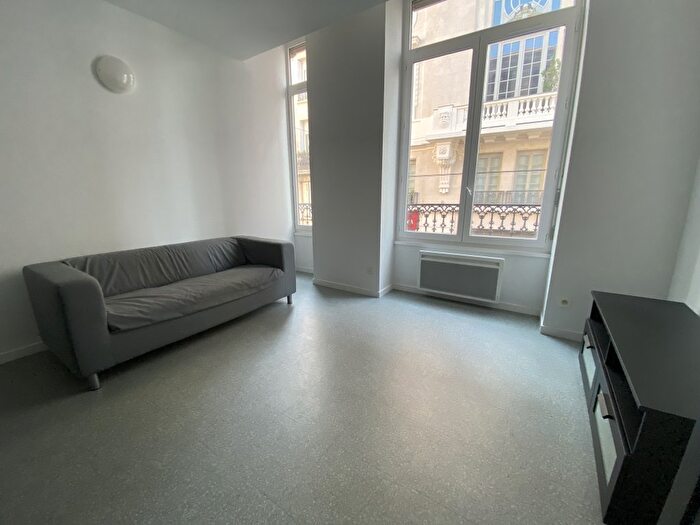 Appartement 2 pièces à Saint-Étienne, Centre-ville, Peuple, Chavanelle, à louer