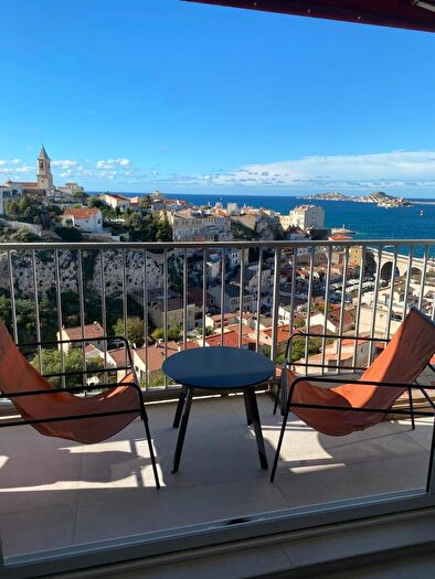 Appartement à louer - Marseille e , Endourme, Vallée des Auffres - 3 pièces - 2 chambres