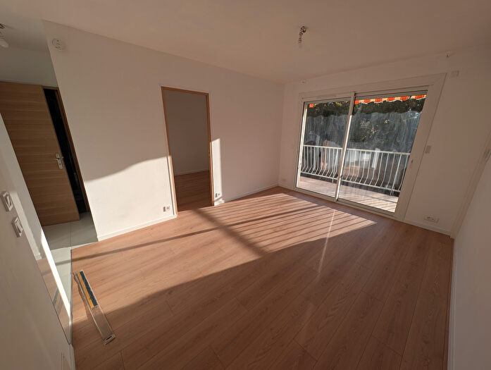 Appartement à louer - Six-Fours-les-Plages, Font de Fillol, Rayolet, Le Brusc - 2 pièces - 1 chambre