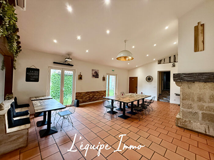Maison à vendre - Cazaux-Savès - 6 pièces - 4 chambres