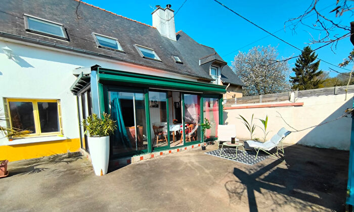 Maison à vendre - Noyal-Châtillon-sur-Seiche - 6 pièces - 5 chambres