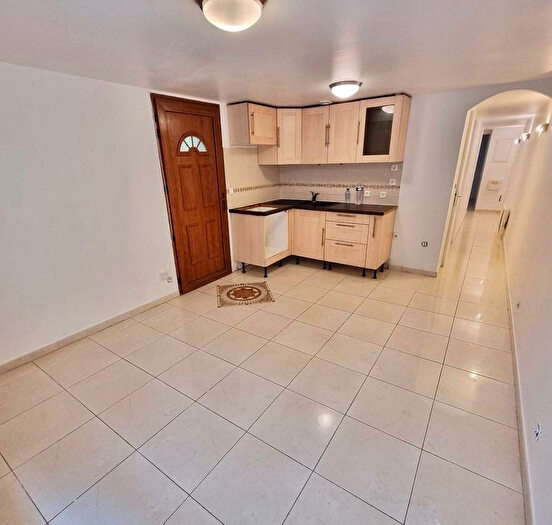 Appartement à vendre - Le Muy - 3 pièces - 2 chambres