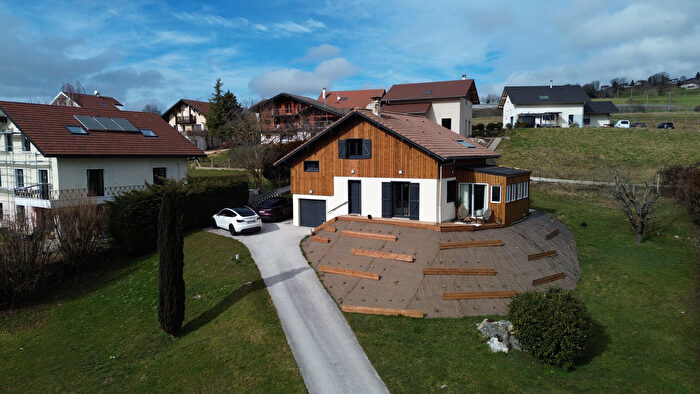 Maison à vendre - Cruseilles - 7 pièces - 4 chambres