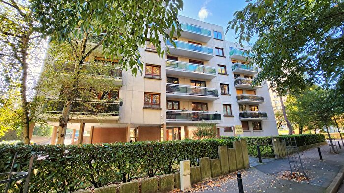 Maisons-Alfort, Charentonneau : Appartement 3 pièces à vendre