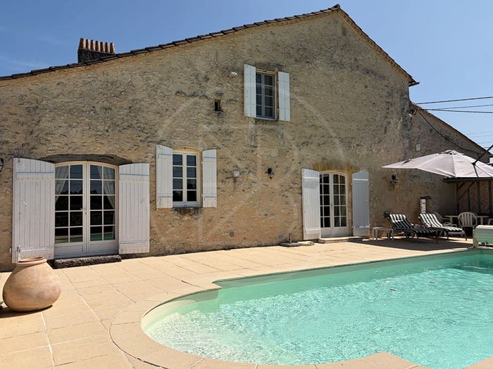 Maison 8 pièces à vendre - postalCode