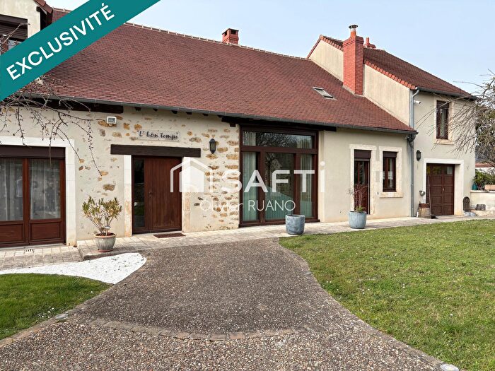 Maison à vendre - Argenton-sur-Creuse - 7 pièces - 6 chambres