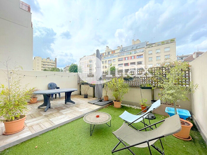 Appartement 3 pièces à Courbevoie, Bécon, à vendre
