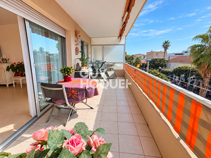 Cavalaire-sur-Mer, Centre-ville : Appartement 3 pièces à vendre