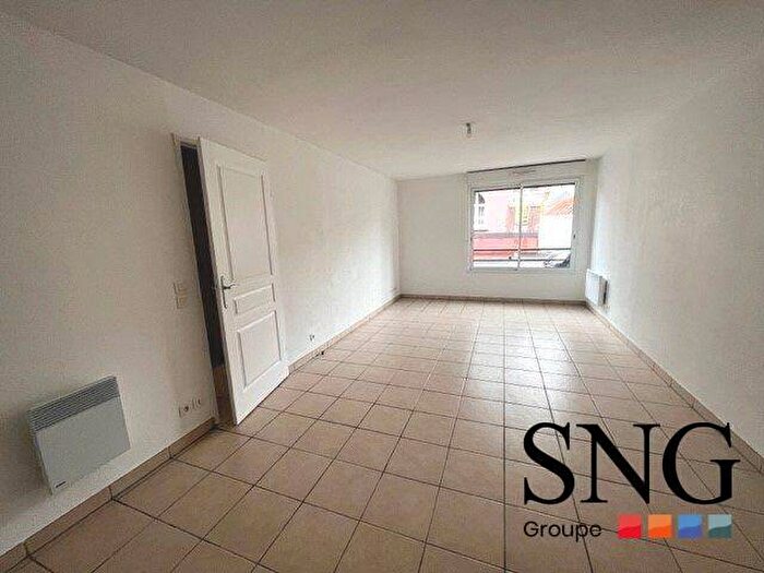 Petit Courgain-Anatole France, Calais : Appartement 2 pièces à louer