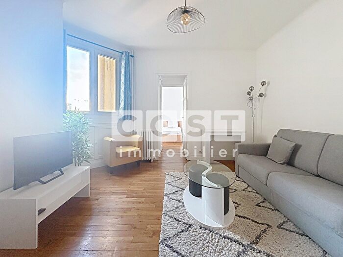 Courbevoie, Marceau République - Appartement 2 pièces à vendre