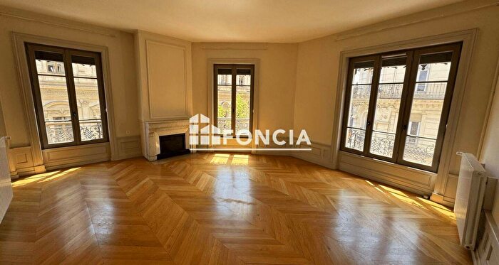 Presquîle, Centre ville, Cordeliers, Lyon 2ème arrondissement - Appartement 5 pièces à louer
