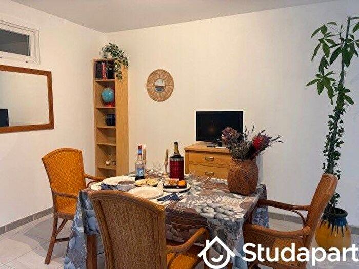 Appartement à louer - Centre Ville, Juvignac - 1 pièce - 1 chambre