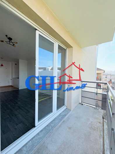 Appartement à vendre - Savigny-le-Temple, Centre-ville - 3 pièces - 2 chambres