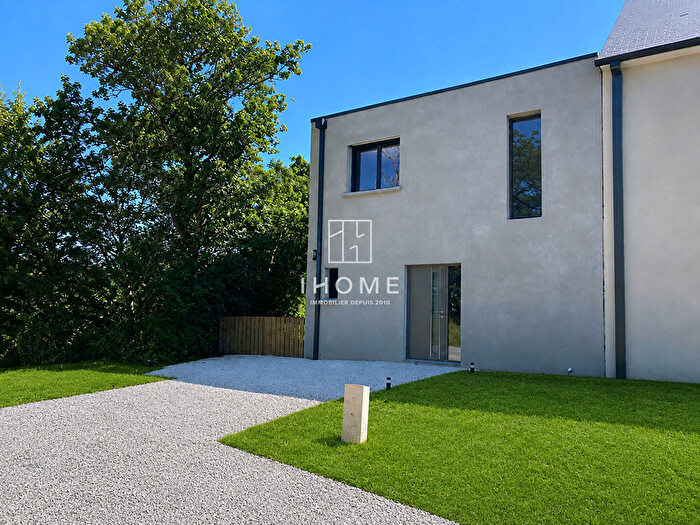Maison 4 pièces à Saint-Augustin-des-Bois, à vendre