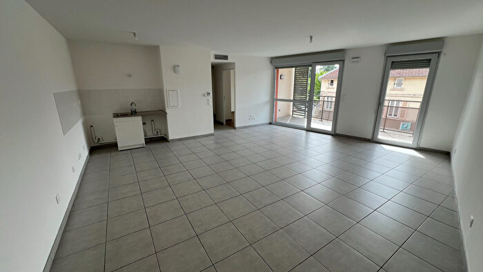 Appartement 3 pièces à louer à Rillieux-la-Pape, Perica, Village