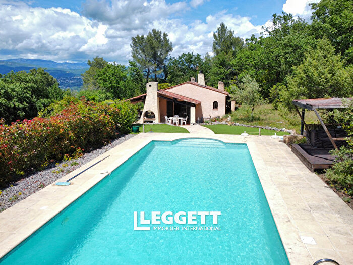 Maison 5 pièces à vendre à Tourrettes