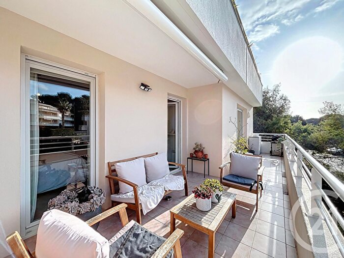 Appartement à vendre - Cavalaire-sur-Mer, Pierrugues, Mannes, Canissons - 3 pièces - 2 chambres