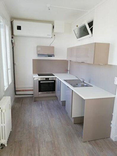 Appartement à louer - Amiens - 4 pièces - 3 chambres