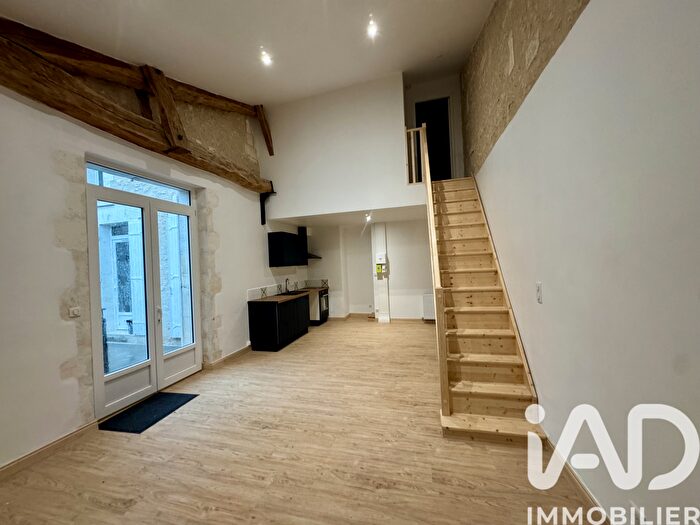 Appartement à vendre - Barbezieux-Saint-Hilaire - 2 pièces - 1 chambre