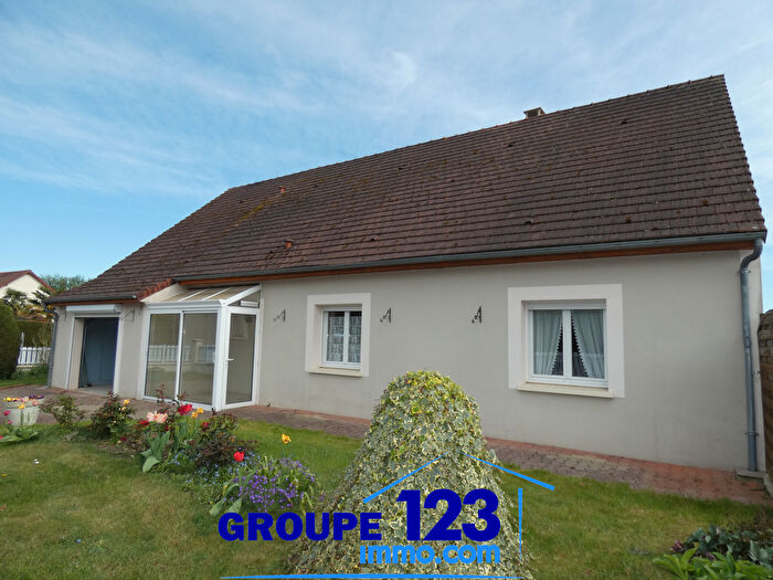 Maison 4 pièces à Arces-Dilo, à vendre