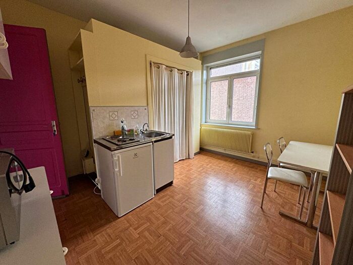 Appartement 1 pièce à vendre à Loos, Centre-ville