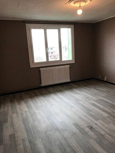 Appartement à louer - Nord, Jassans Riottier - 3 pièces - 2 chambres