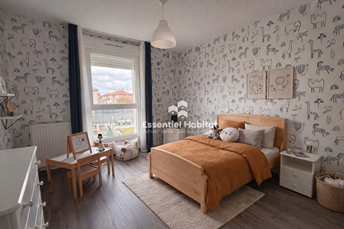 Maison à vendre - Maizières-lès-Metz - 5 pièces - 4 chambres