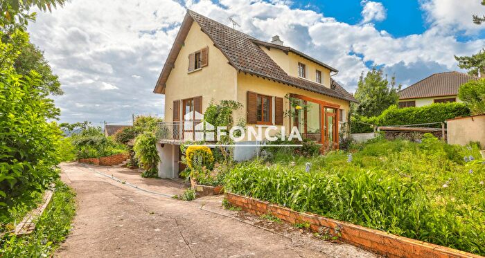 Saint-Pierre-du-Perray : Maison 6 pièces à vendre