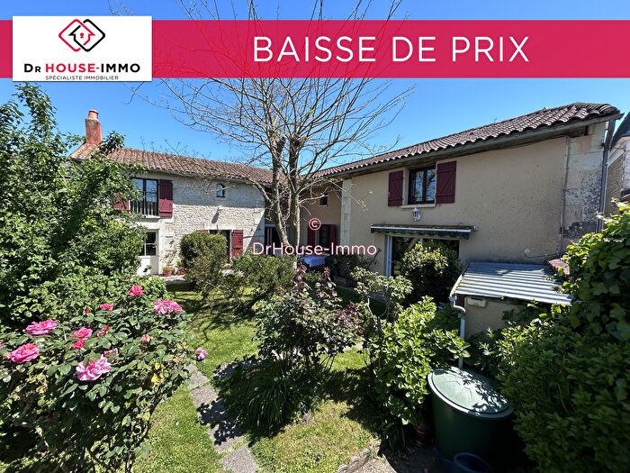 Maison à vendre - Angliers - 7 pièces - 4 chambres