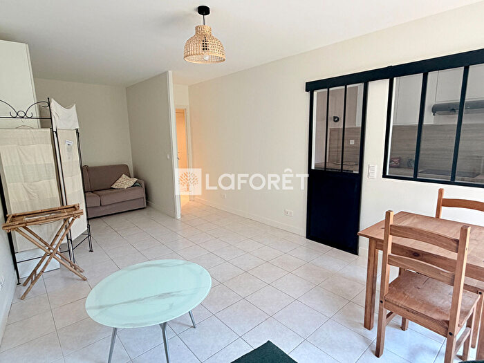 Fontenay-sous-Bois, Centre-ville : Appartement 1 pièce à louer