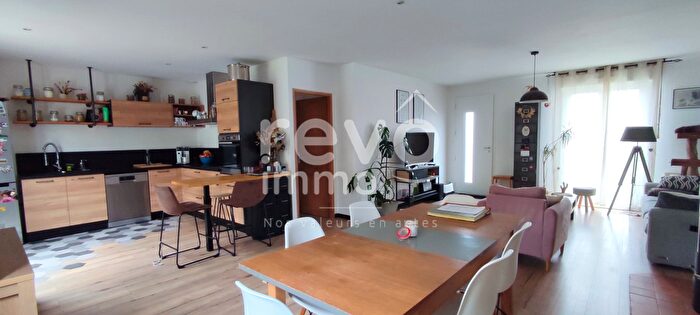 Maison à vendre - La Chevrolière - 5 pièces - 4 chambres