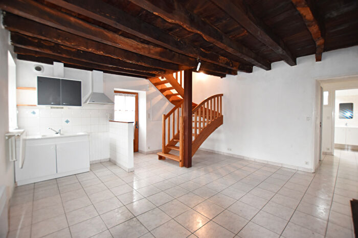 Maison 3 pièces à Saint-Méen-le-Grand, à louer
